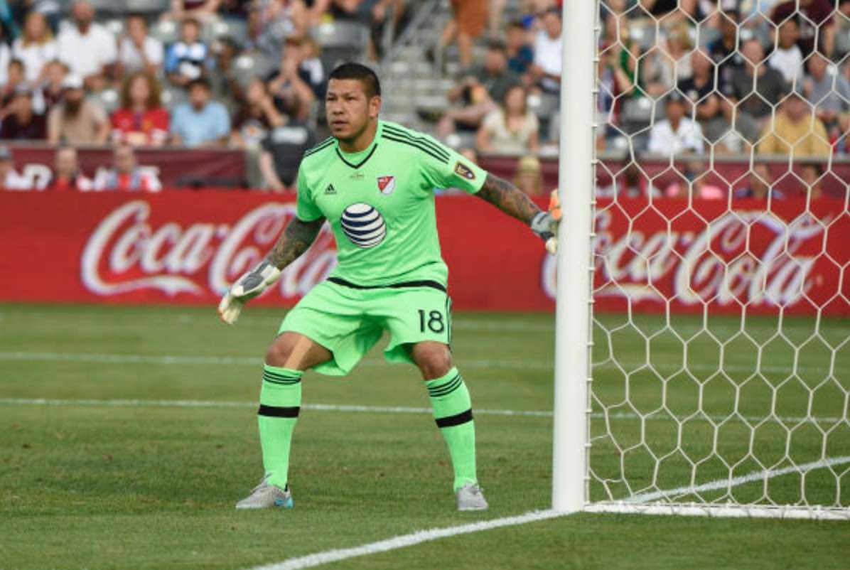 CA native Nick Rimando incredible despite knee injury - SoccerNation
